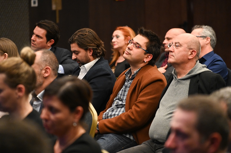 ΕΚΛΕΧΤΗΚΕ ΤΟ ΝΕΟ ΔΙΟΙΚΗΤΙΚΟ ΣΥΜΒΟΥΛΙΟ ΤΟΥ ΣΕΕΣ - Hellenic Business ...